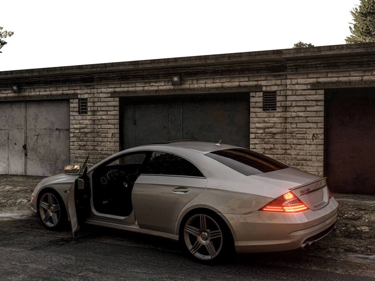 Mercedes Benz CLS 55 AMG 1.0 Version - BeamNG.drive