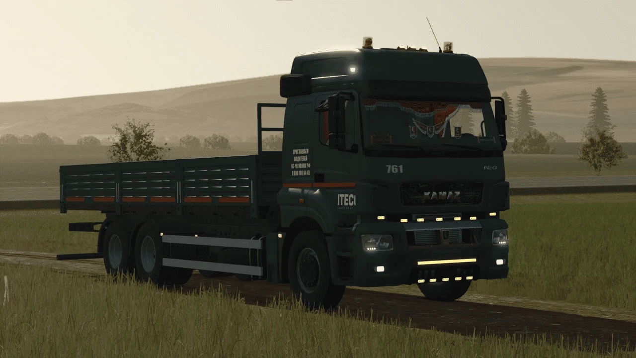 KamAZ-65207 flatbed 1 - FS25